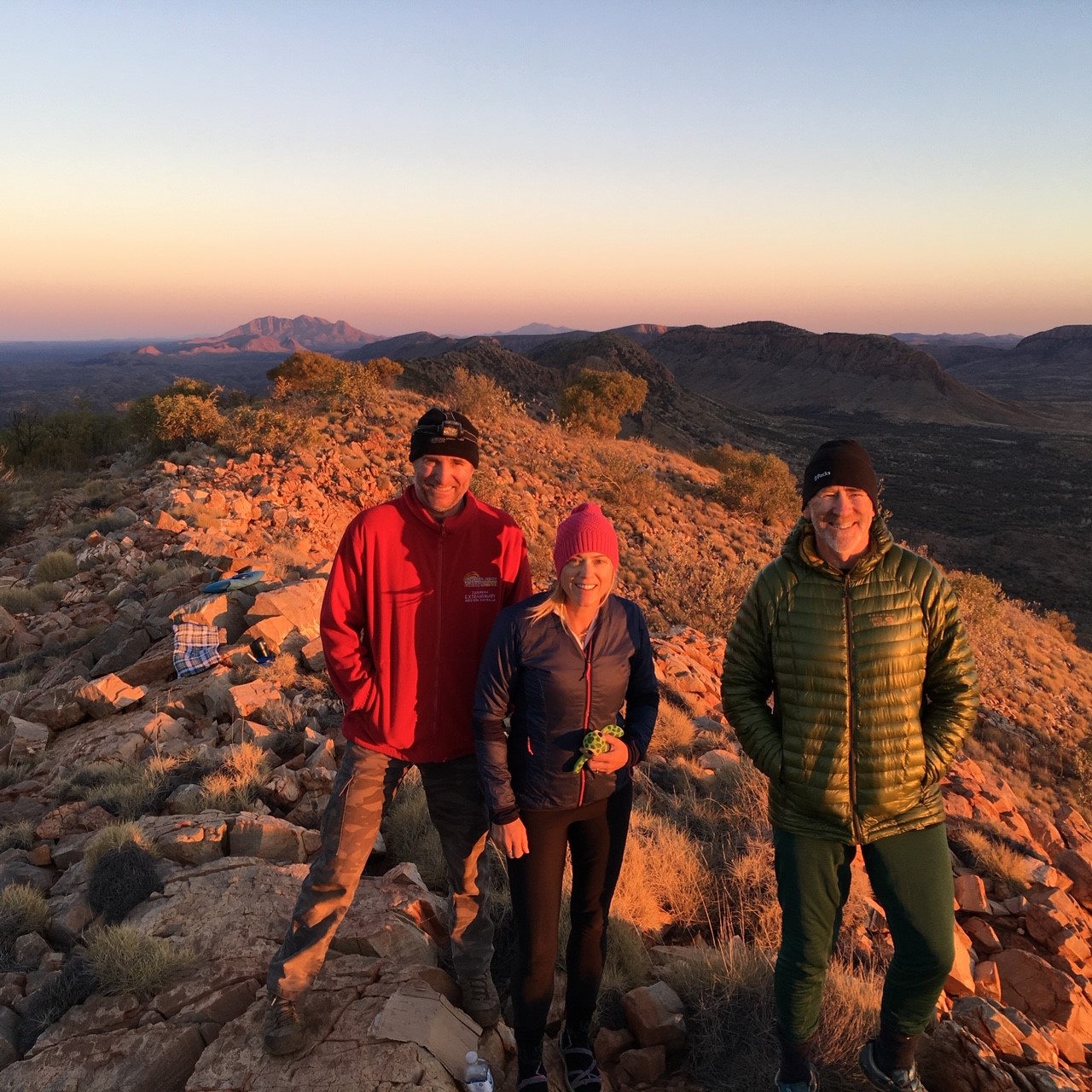 REVIEW: Icebreaker Helix MerinoLOFT Jacket – tommy the travelling turtle